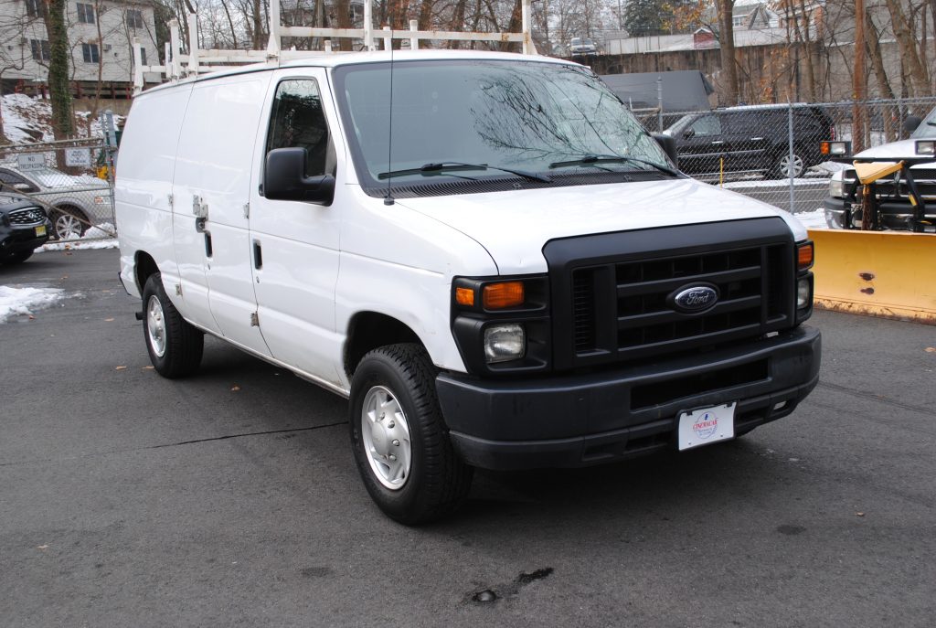 2012-FORD-E-250-CARGO-VAN-WHITE-001 – Cinemacar