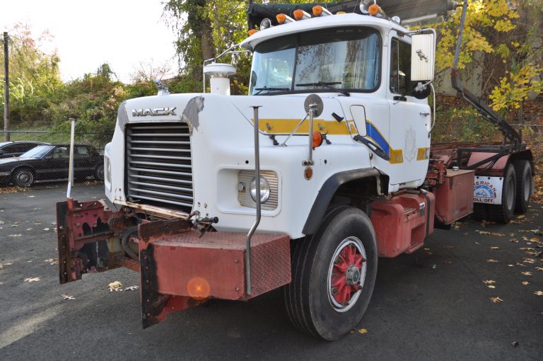 1997 MACK 600 ROLL OFF 006 – Cinemacar